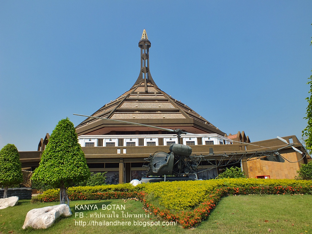 Thailand here ทริปตามใจ ไปตามทาง: อนุสรณ์สถานแห่งชาติ ปทุมธานี The ...