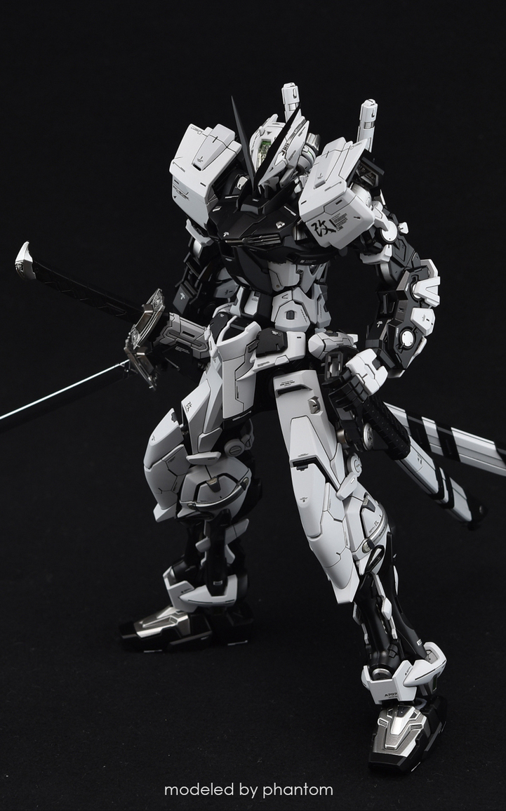 Custom Build: MG 1/100 Gundam Astray "Black" Frame
