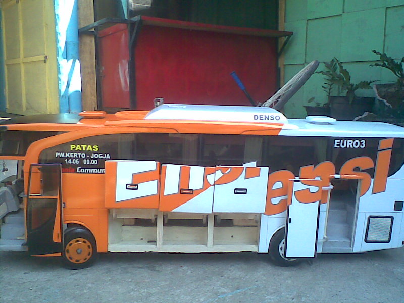 Miniatur Bis Bus | 085602106578: Miniatur Bus Bis PO Sahabat , Miniatur ...