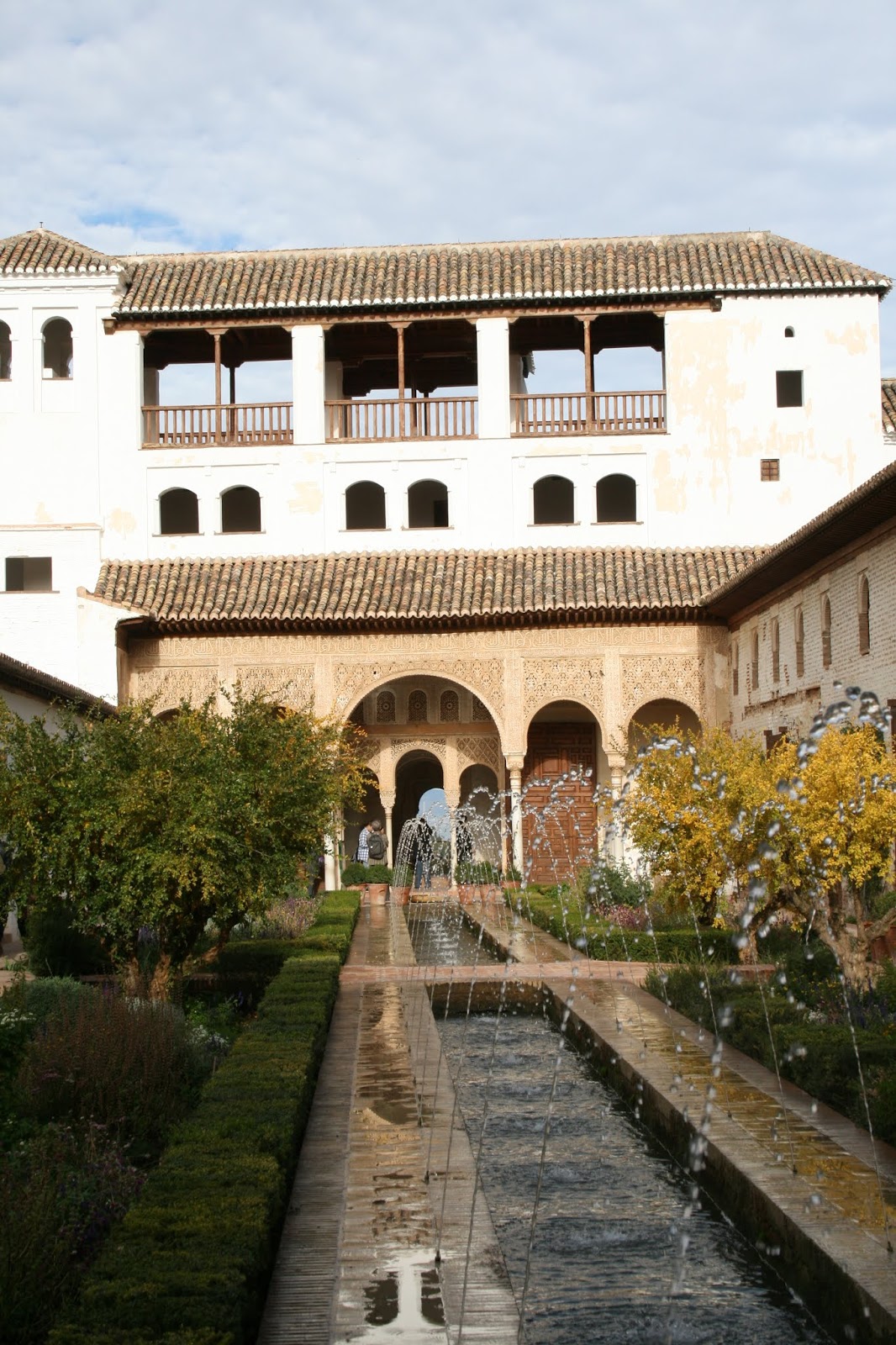 Maravillas ocultas de España: La Alhambra de Granada.Resumen