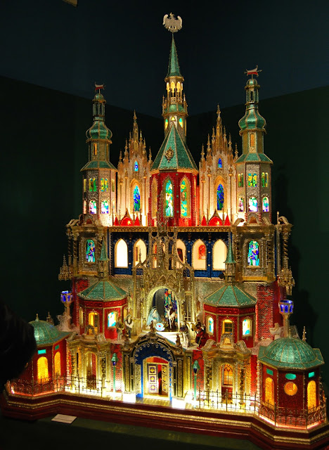 Zwiedzaj Polskę : Krakowskie Szopki - małe dzieła sztuki