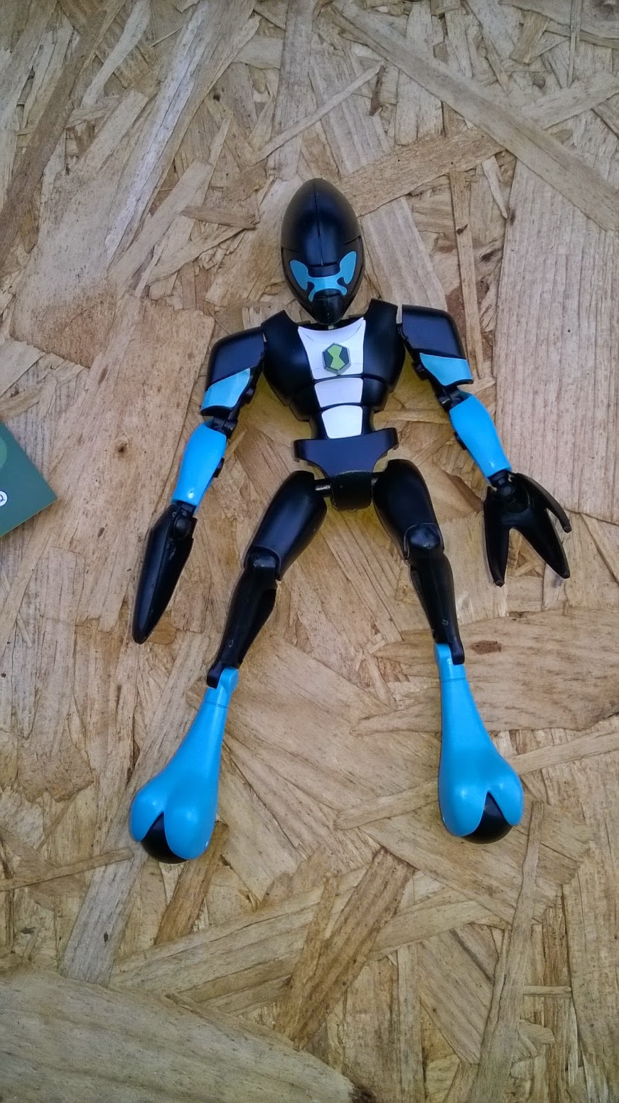Action Figure Chat: Ben 10 Omni-kit - XLR8 kit