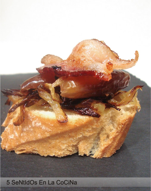 5 SeNtIdOs En La CoCiNa: Montadito de cebolla caramelizada, dátil y ...