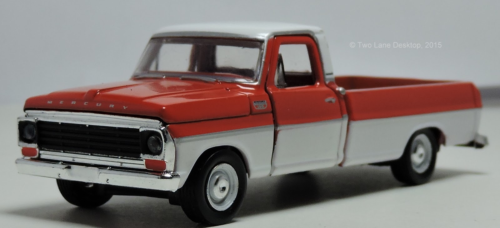 M2 Machines 1967 Mercury M100 and 1969 Ford F100 Pickups