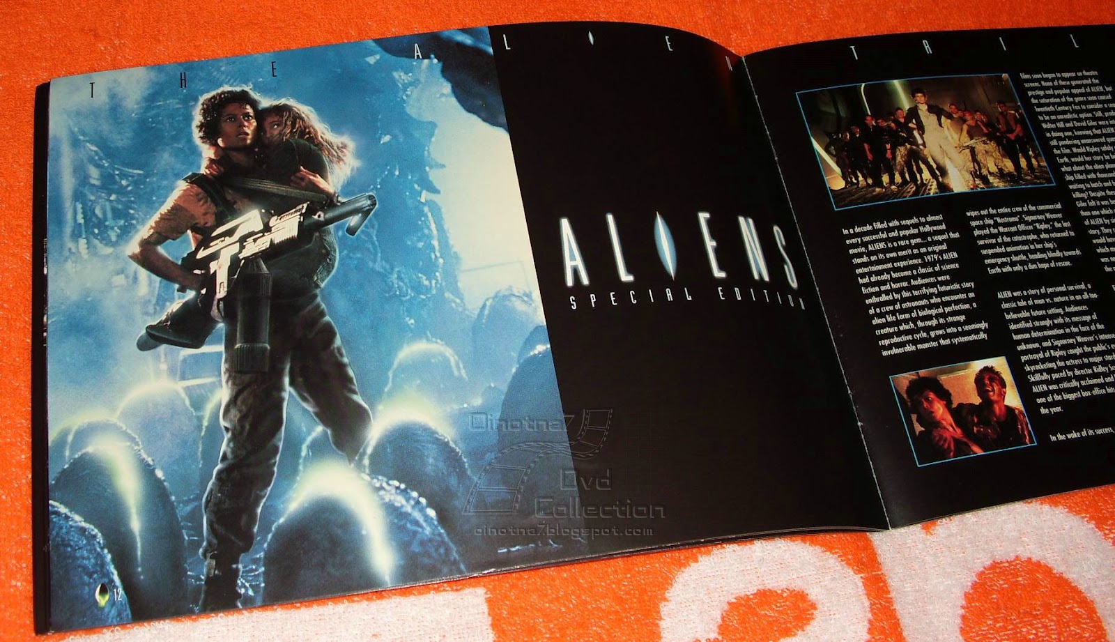 Oinotna7's dvd collection: Alien Trilogy - Limited Facehugger Case - VHS UK