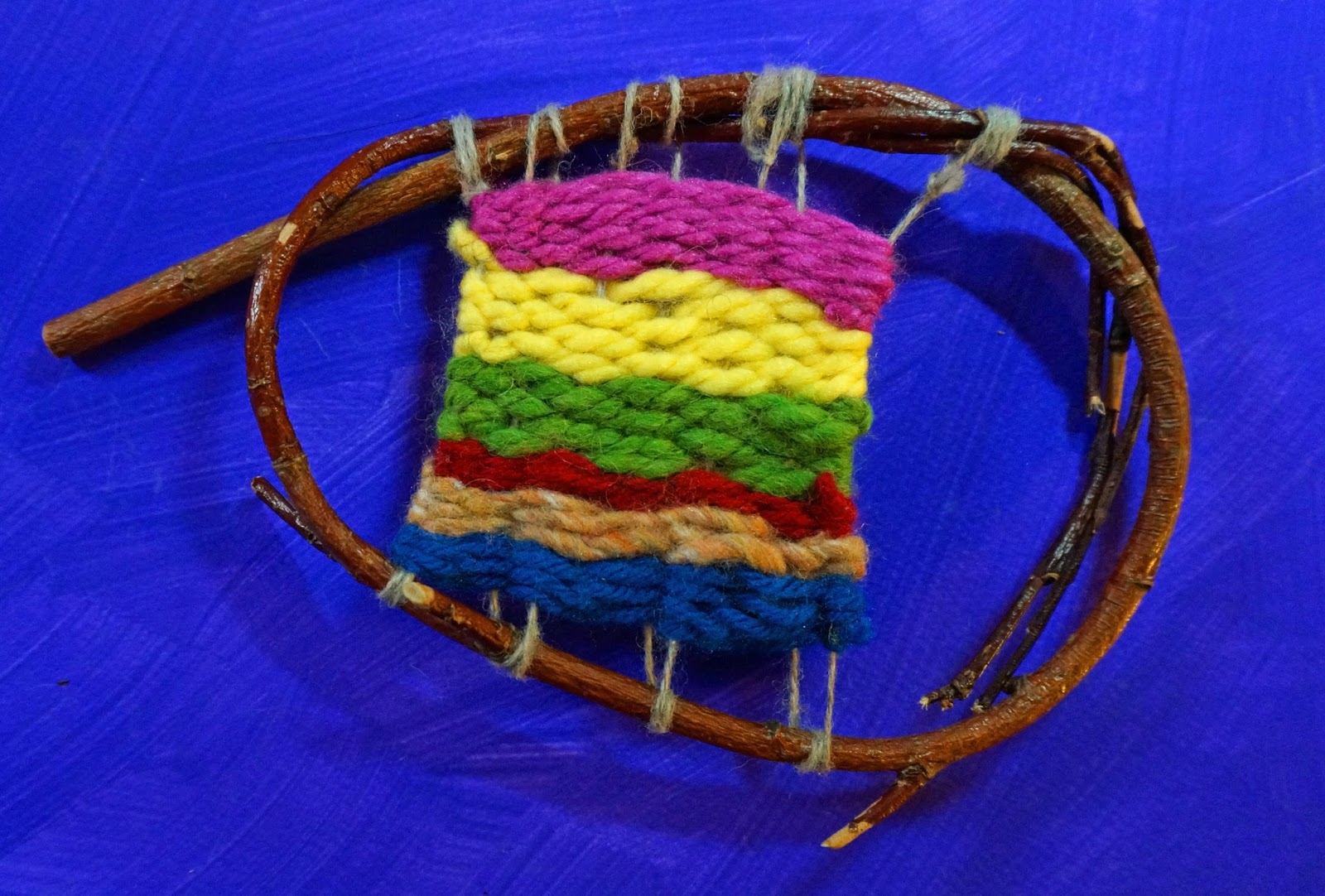 that artist woman: Fall Weaving with Grade 1