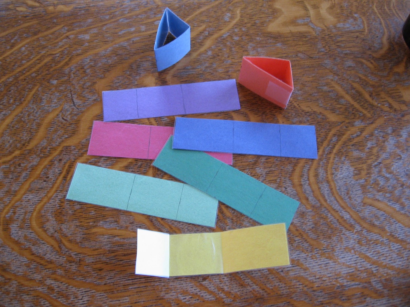 Almost Unschoolers: Amazing Paper Triangle Toy