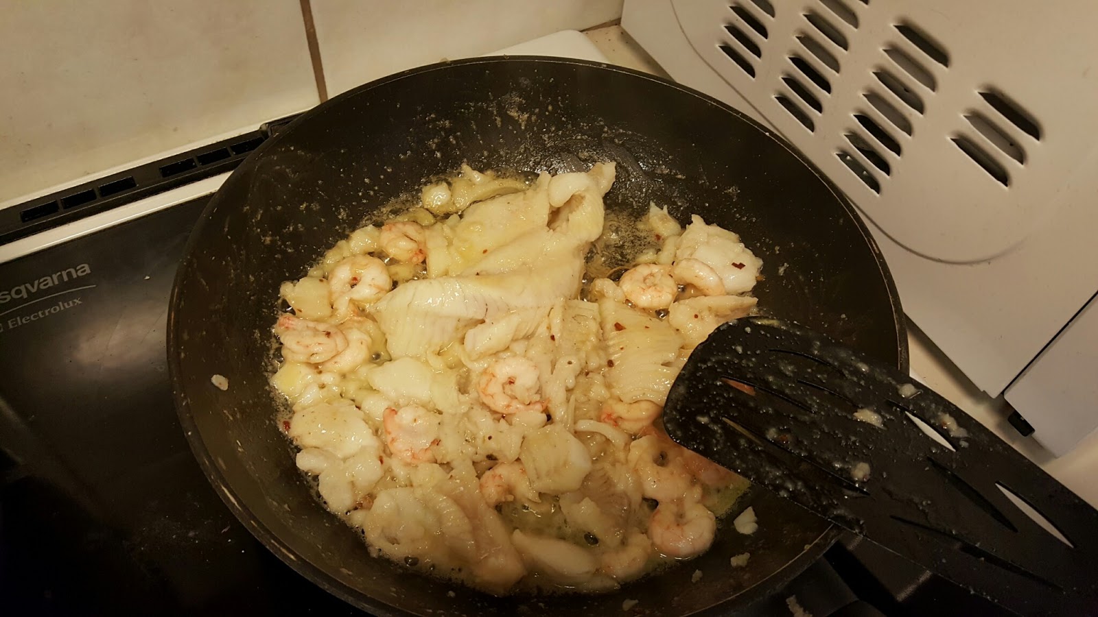 Rensa (filea) gös, abborre, gädda - hur man gör det på några minuter ...