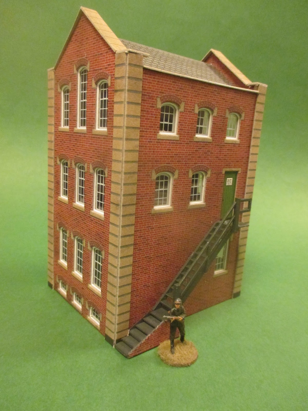 The Miniatures Man: Cardboard buildings from Metcalfe