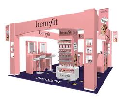 Entre lazos y corsets: Benefit