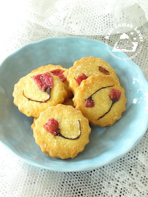 Nasi Lemak Lover: Sakura cookies 桜花饼& Giveaway, and a warm bloggers ...