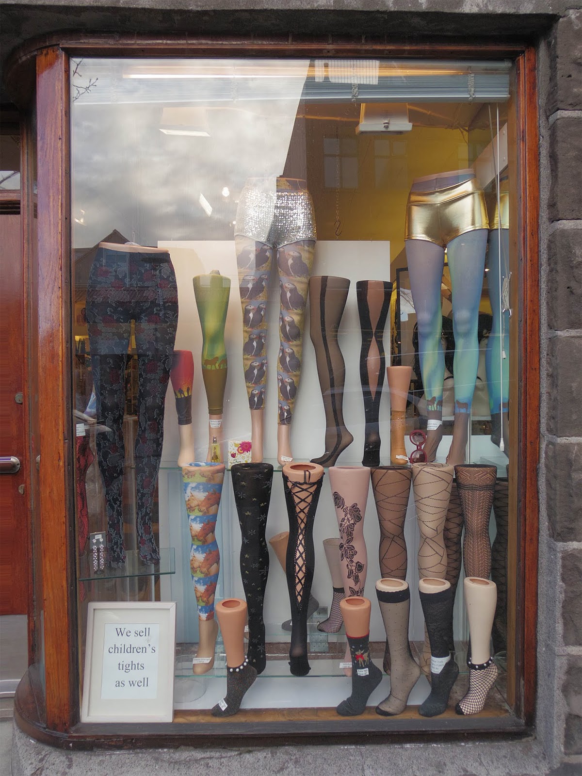 Flippism Is The Key: Shopping in 101