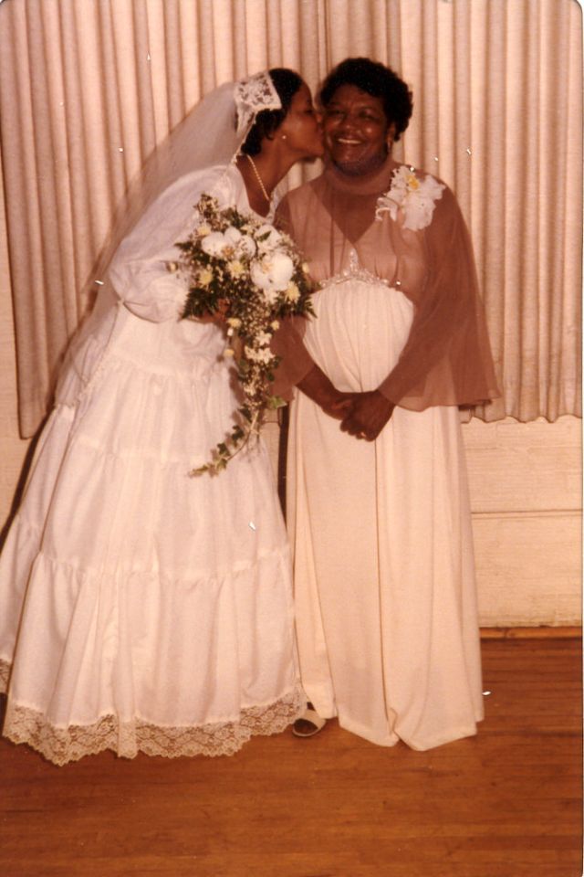 Our Wedding Memories: A Beautiful Photo Album of an American Couple in ...