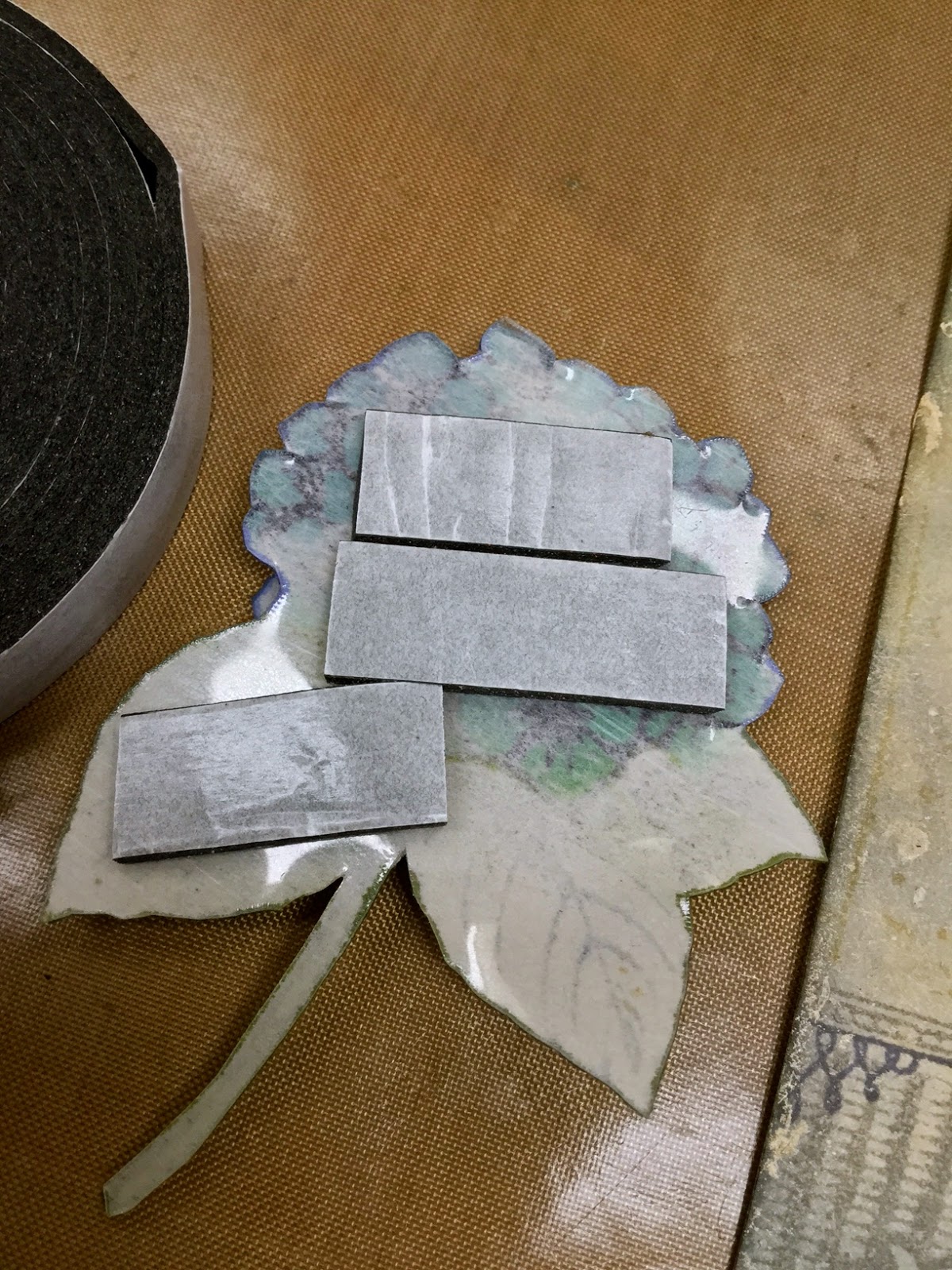 Studio 490: splattered plaster technique...