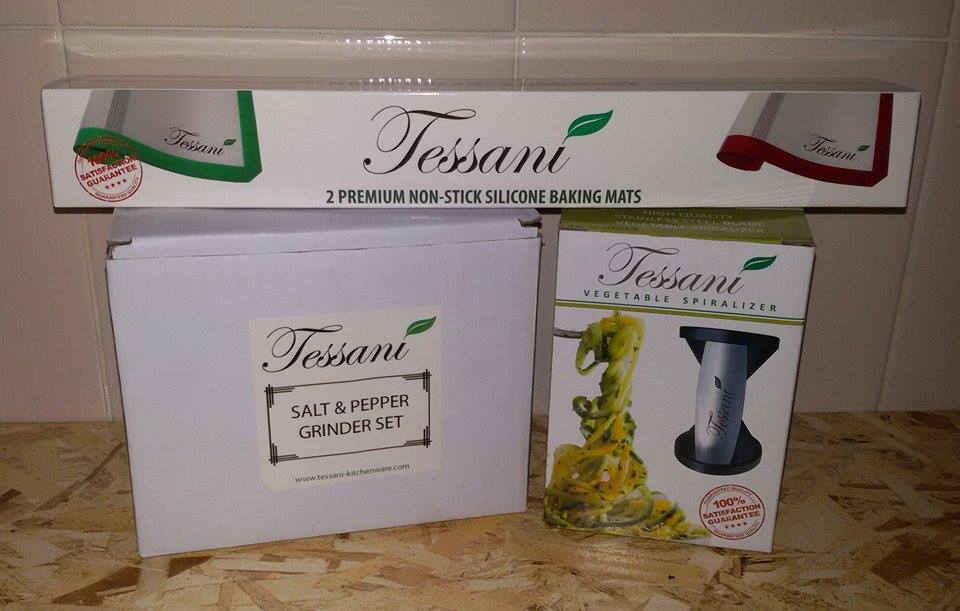 Tessani Kitchen - Spaghetti di verdura, tappetini in silicone e macina ...