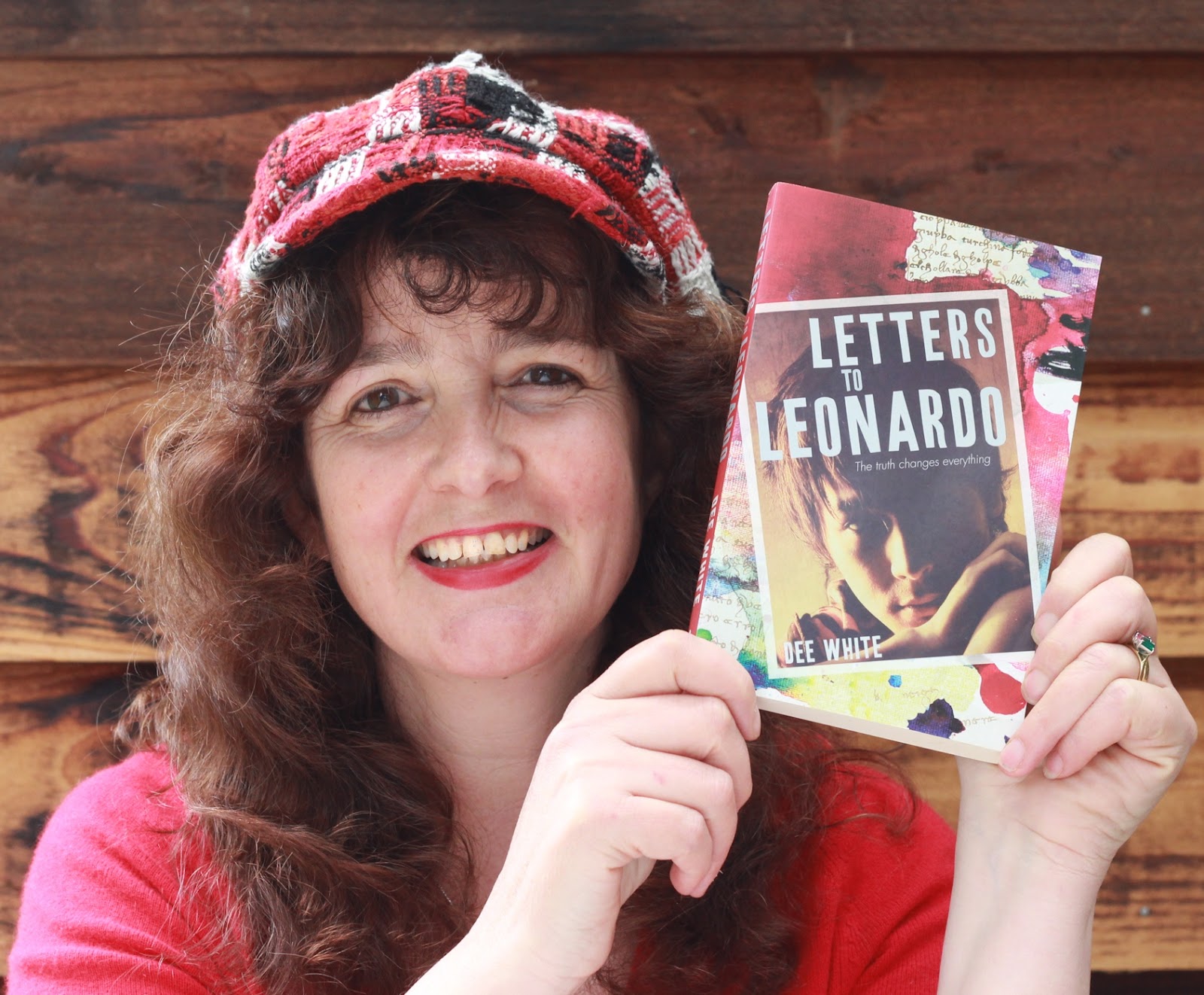 The 52-Week Illustration Challenge: meet challenge member: Dee White