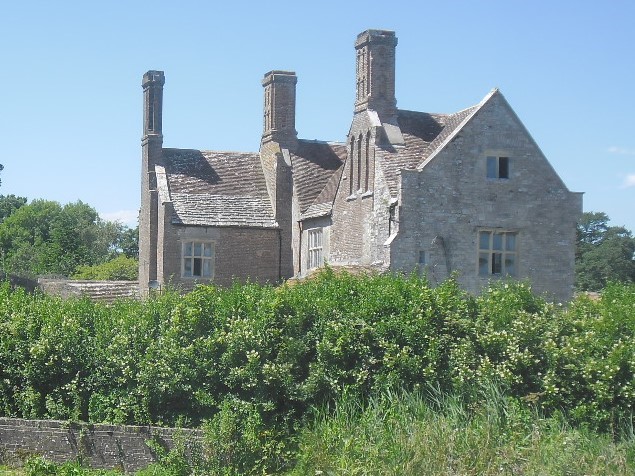 Pat Papertown 2: Thomas Hardy's Wessex: Woolbridge Farm/Manor House