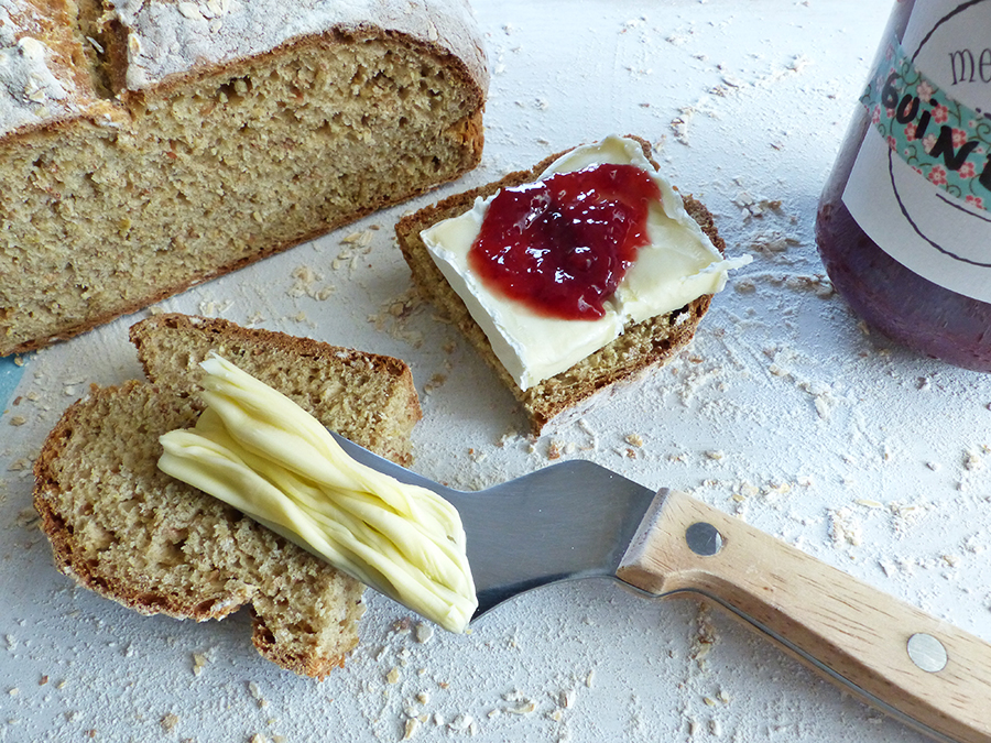Pan express integral de centeno y avena | Hierbas y especias