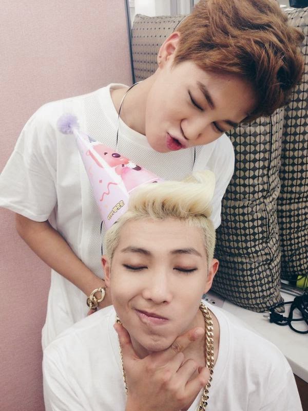 LIDER DE BTS, RAP MONSTER CELEBRO SU 20 AÑOS JUNTO CON SUS COMPAÑEROS ...