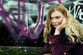 kultuuritarbija60+: Mudlum. "Tõsine inimene."