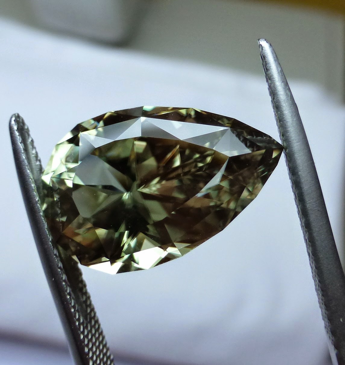 Zultanite - Naturally Precious