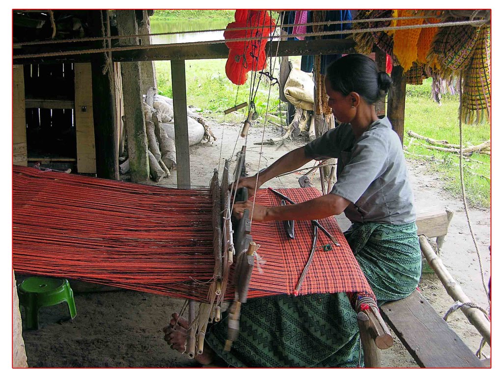 Arakan Kotawchay: Kuakata Rakhine Village.