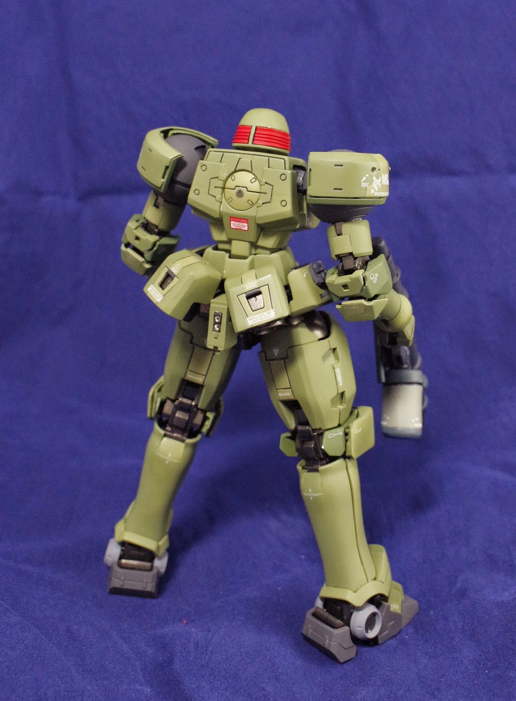 GUNDAM GUY: MG 1/100 Leo - Custom Build