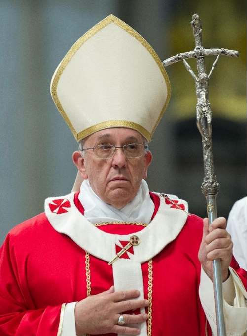 Liturgia Papal: Elenco de mitras del Papa Francisco