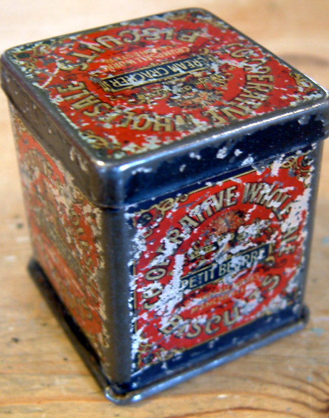 KT Miniatures Journal: Unusual Antique Tin Objects