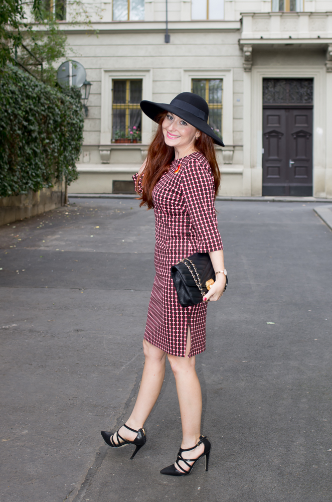 Elegant 40: DIY Retro Style Dress