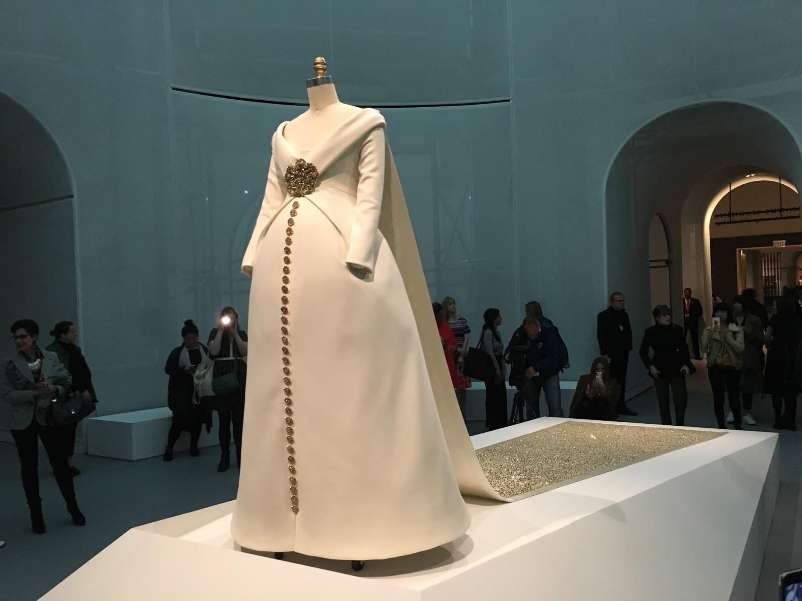 Bart Boehlert's Beautiful Things: Manus x Machina at the Costume ...