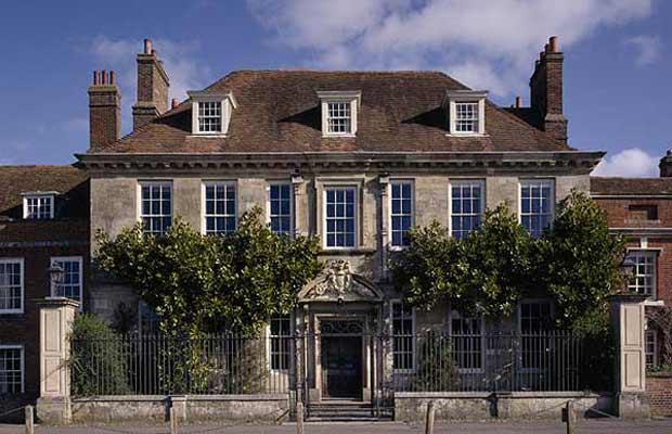Historical and Regency Romance UK: A Visit to Mompesson House