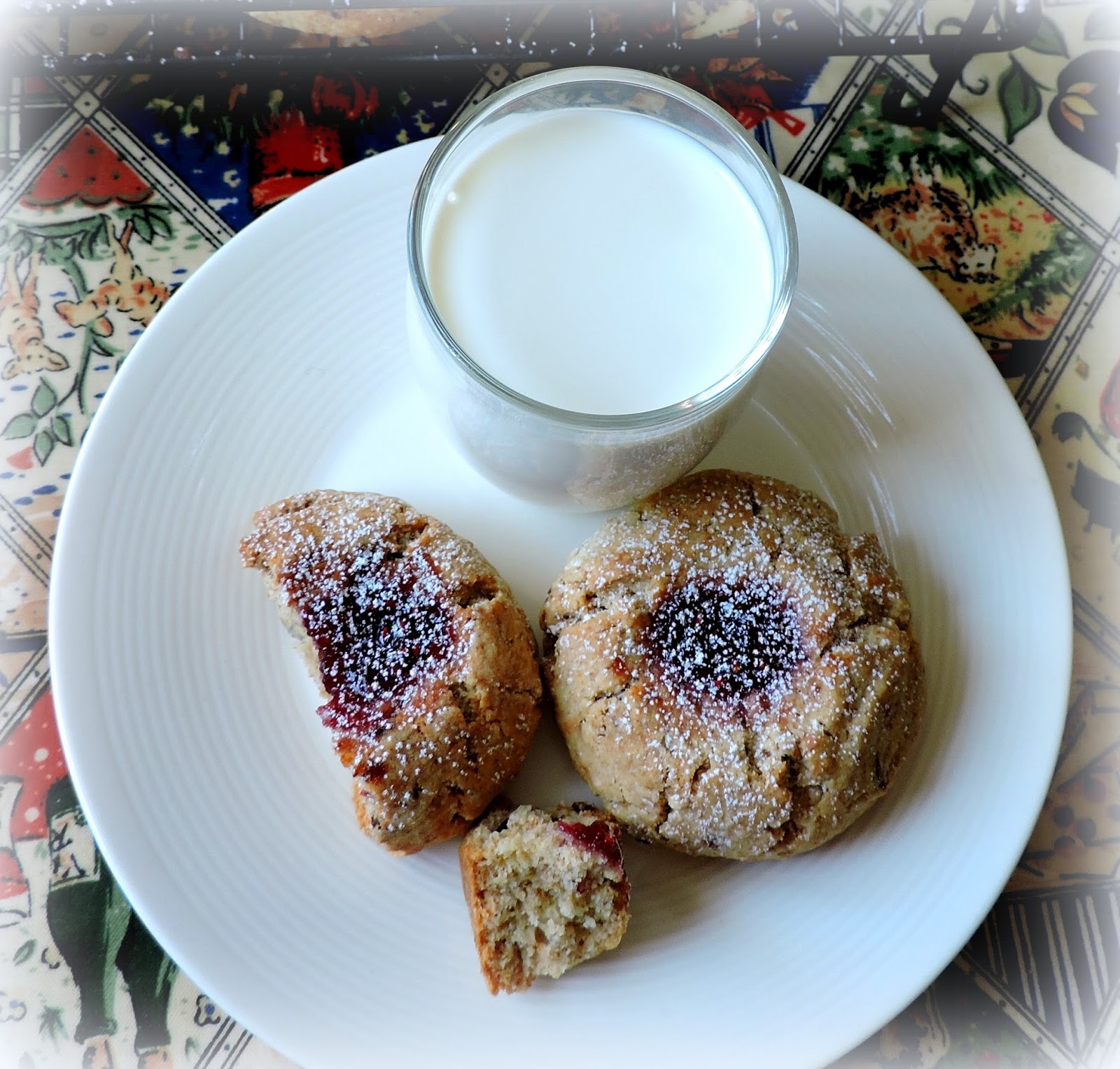 Jammy Buns | The English Kitchen