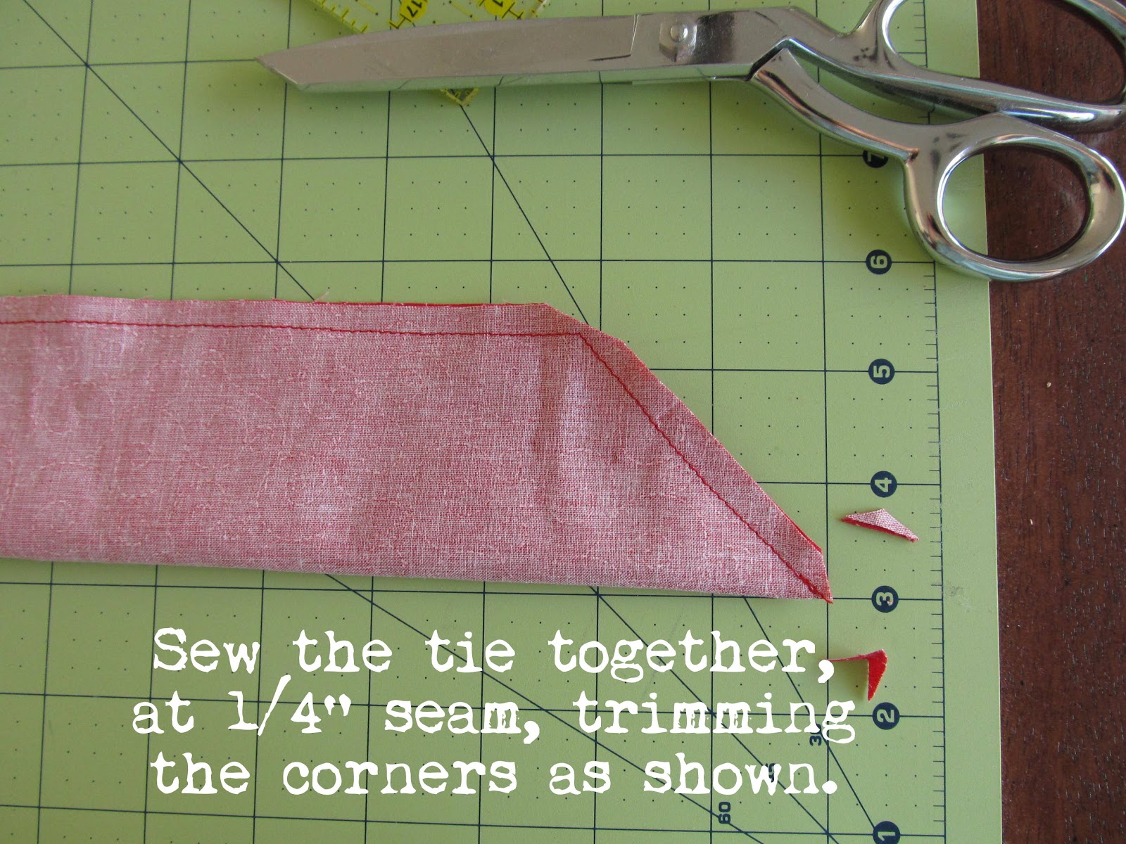 Pickup Some Creativity: Ruffled Pillowcase Apron Tutorial