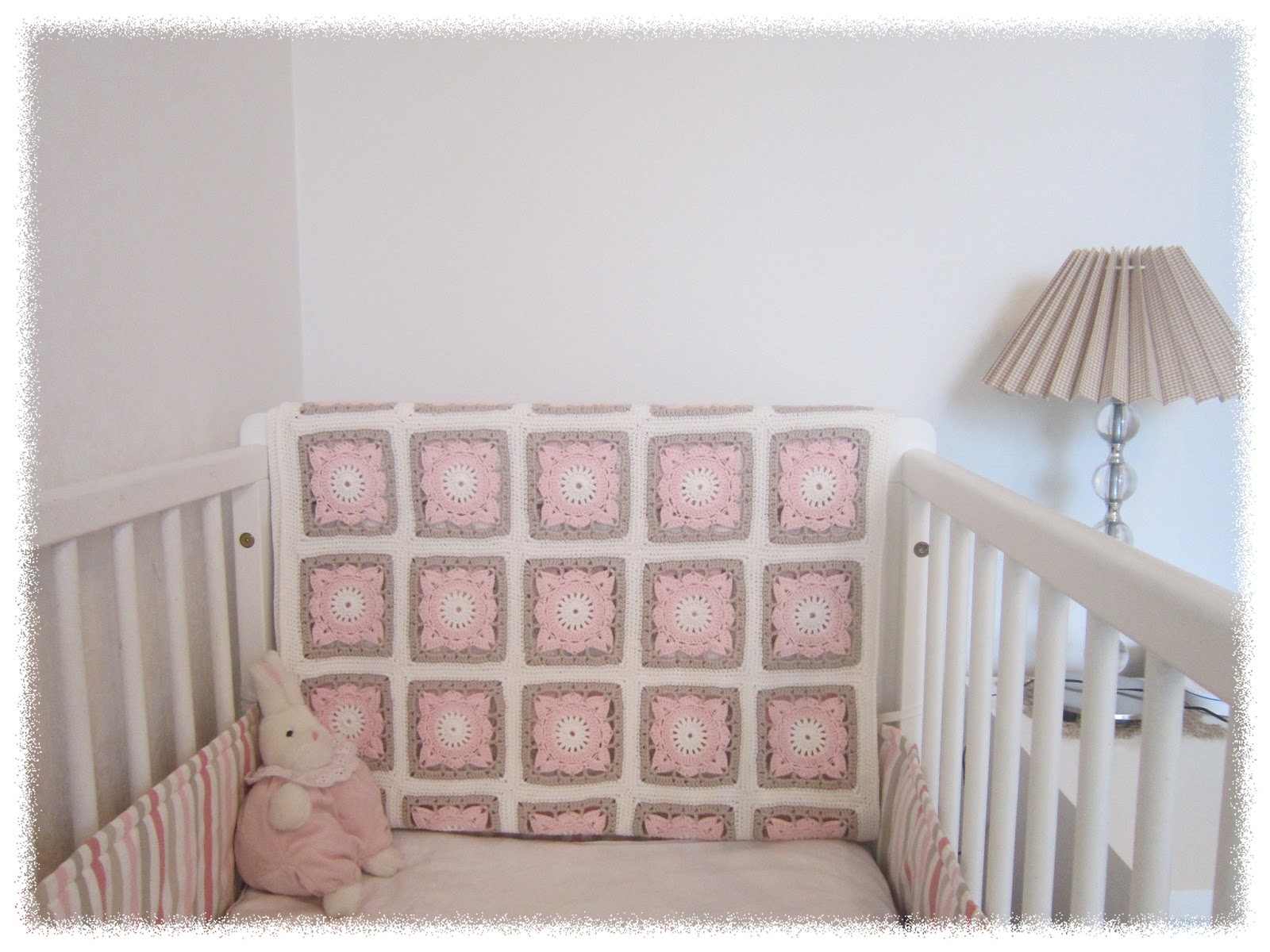 Prinsessajuttu: Vauvan virkattu peitto