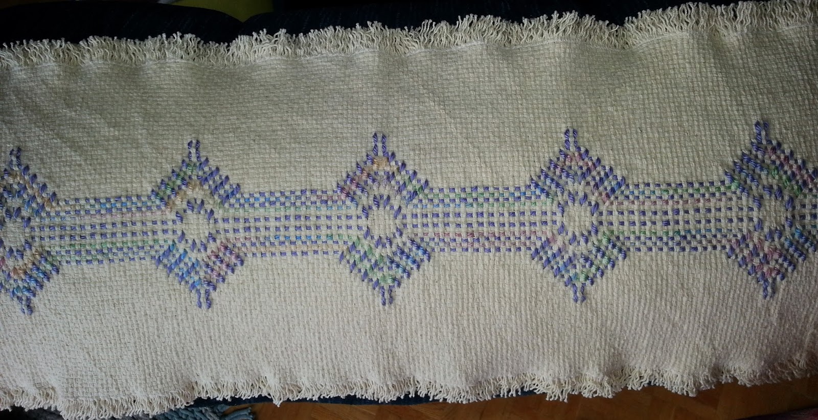 Swedish Weaving Club: Swedish Weaving Table Runners