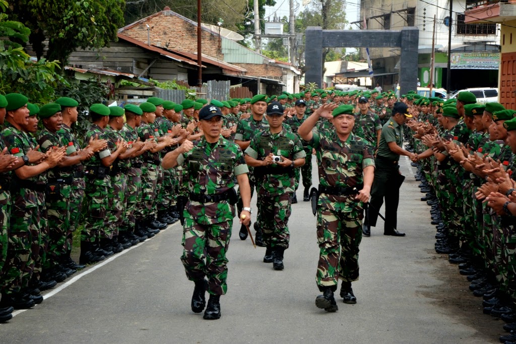 BRIGADE INFANTERY 7 RIMBA RAYA: INSPEKSI DANPUSSENIF DI MAKO BRIGIF 7