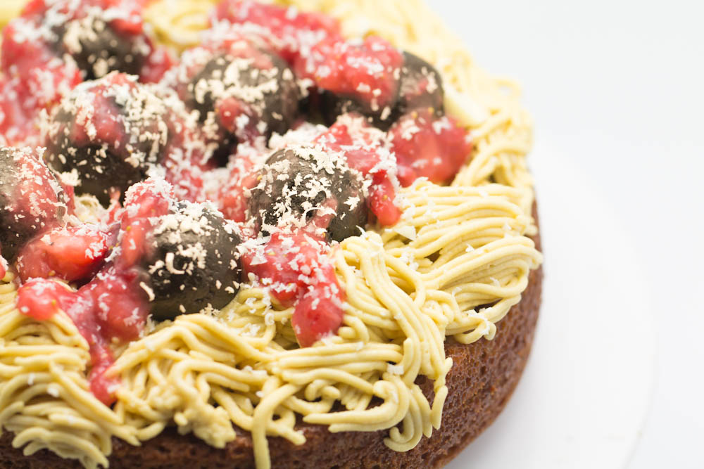 Spaghetti & Meatball Cake aka Lady & The Tramp Cake