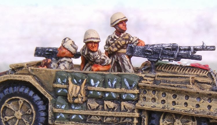 Miniature Soldiers: WWII Italian Auto Sahariana in North Africa, FOW