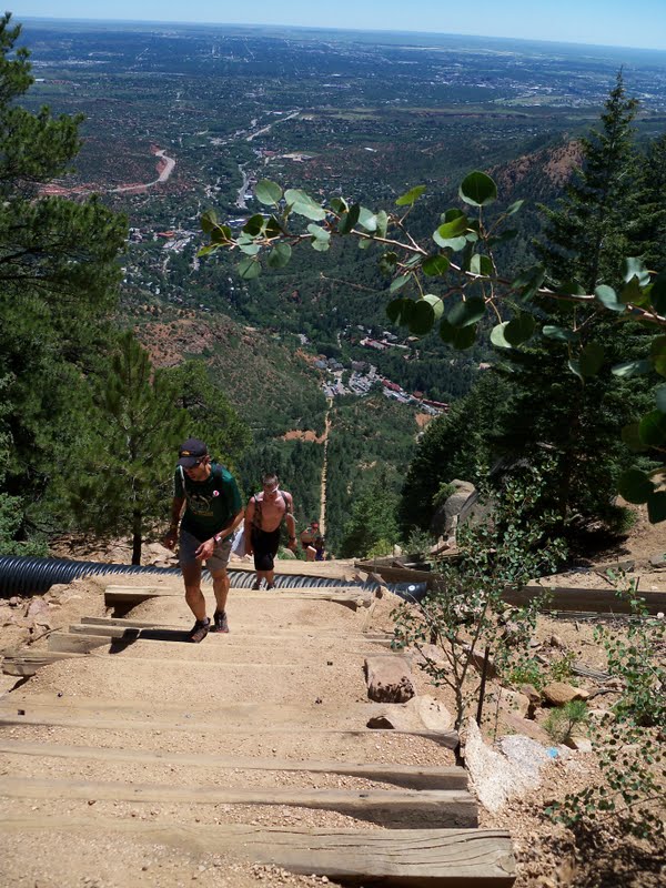Trail and Park Reviews: The Manitou Incline; Colorado Springs - One of ...