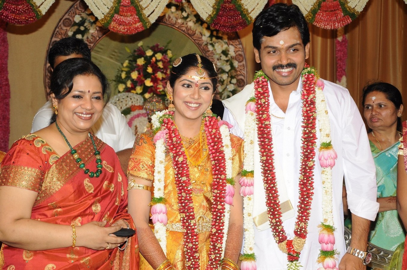 The USA Newz-456: Karthi Wedding Photos