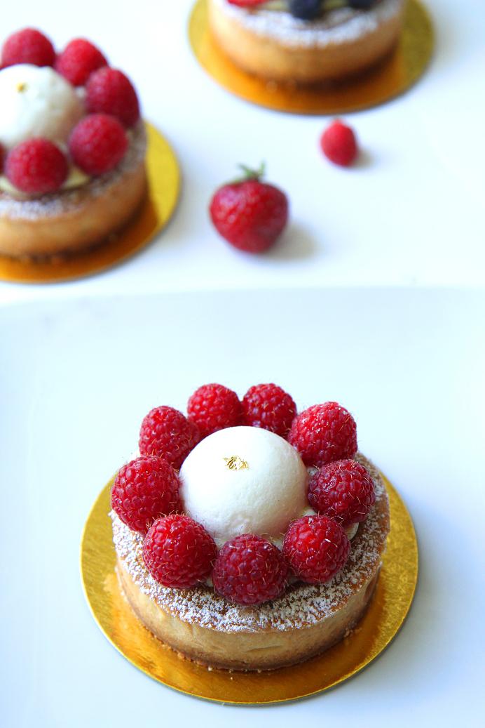 Gourmet Baking: Tarte aux Fruits Rouges