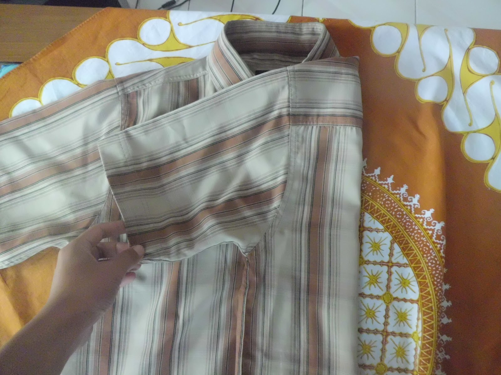 Cara melipat baju ~ Pripun Carane