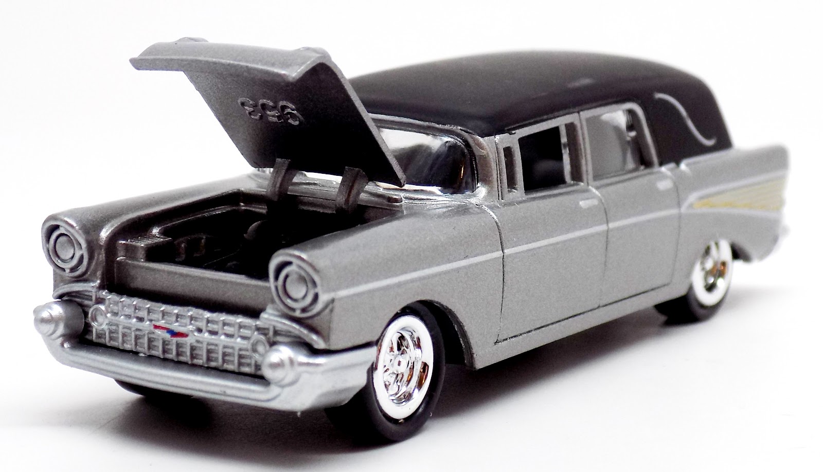 Toys and Stuff: Johnny Lightning #50298 2011 '57 Chevy Hearse