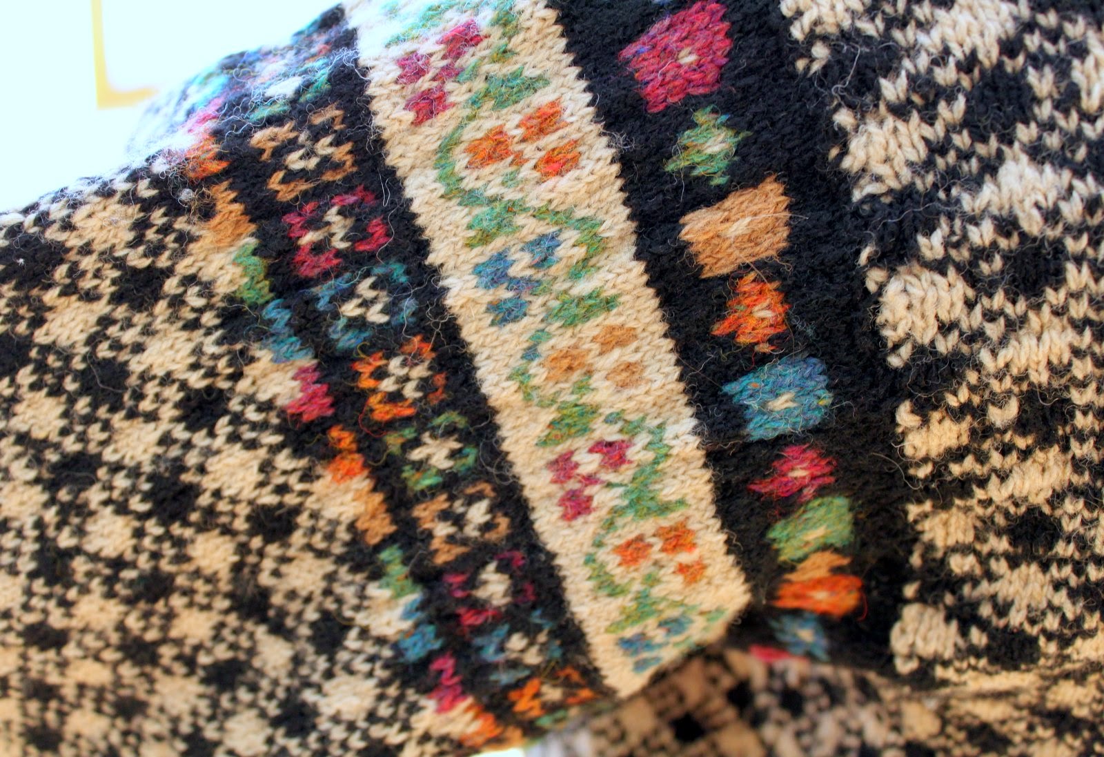 Hand Knitted Things: Knitted Work of Art