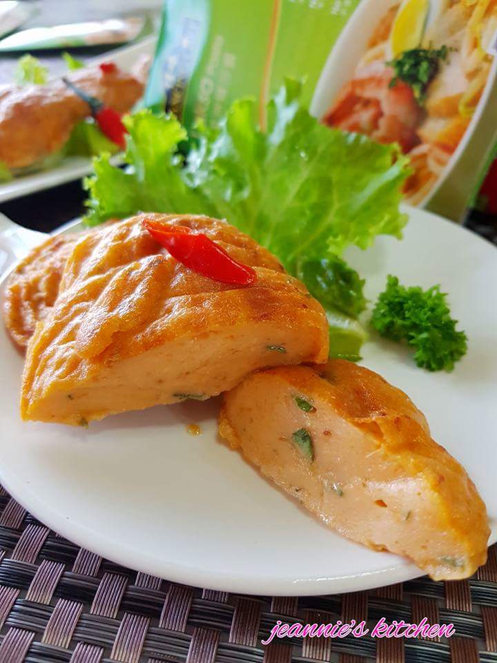 Jeannie62 Kitchen: LAKSA FISH CAKES