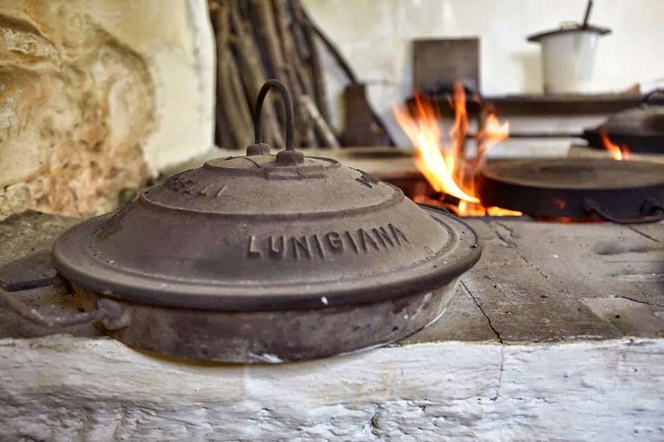 PESTO GENOVESE: Testaroli e panigacci , differenza e metodi di preparazione