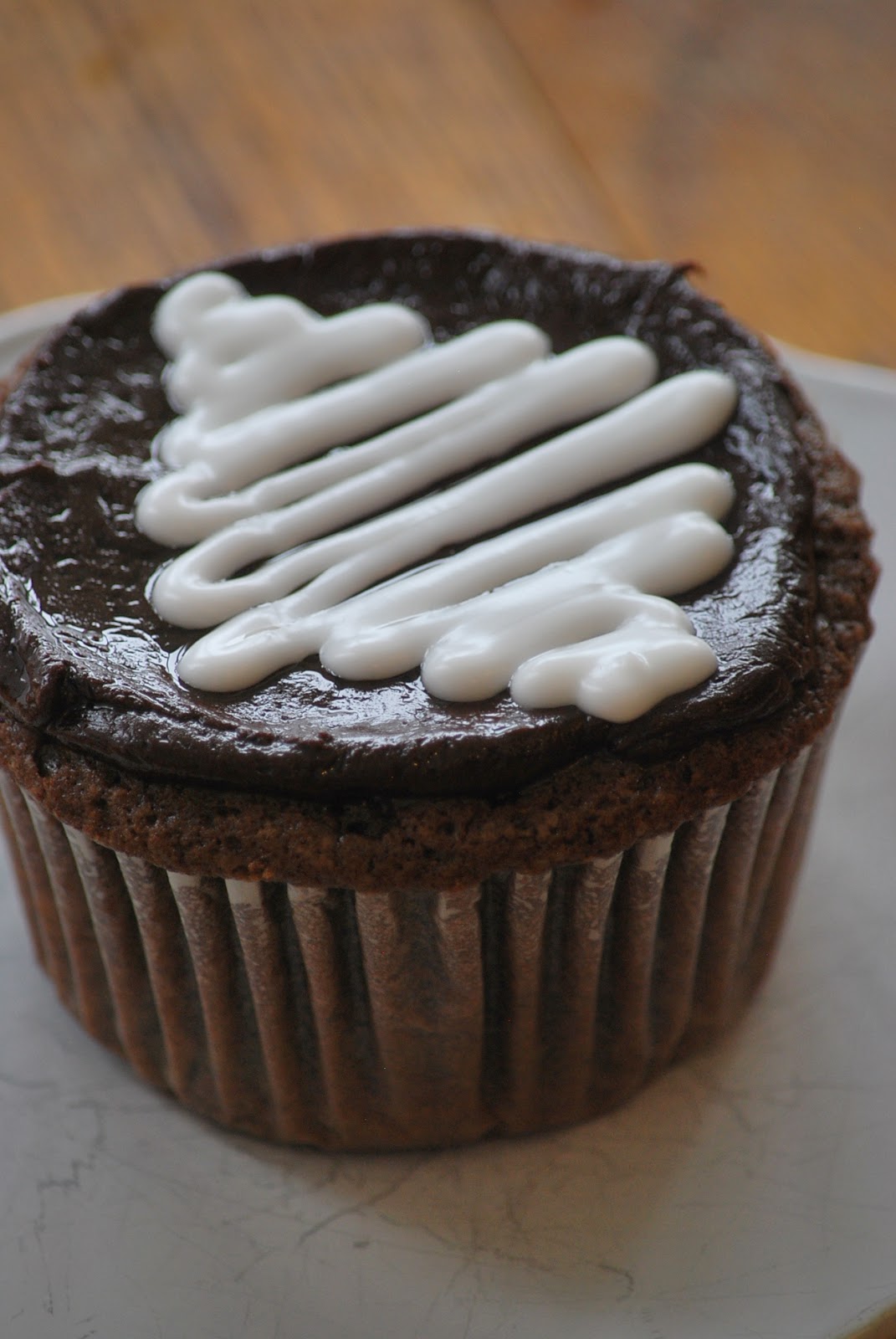 How to Make Yummy Cream Filled Cupcake - Prudent Penny Pincher