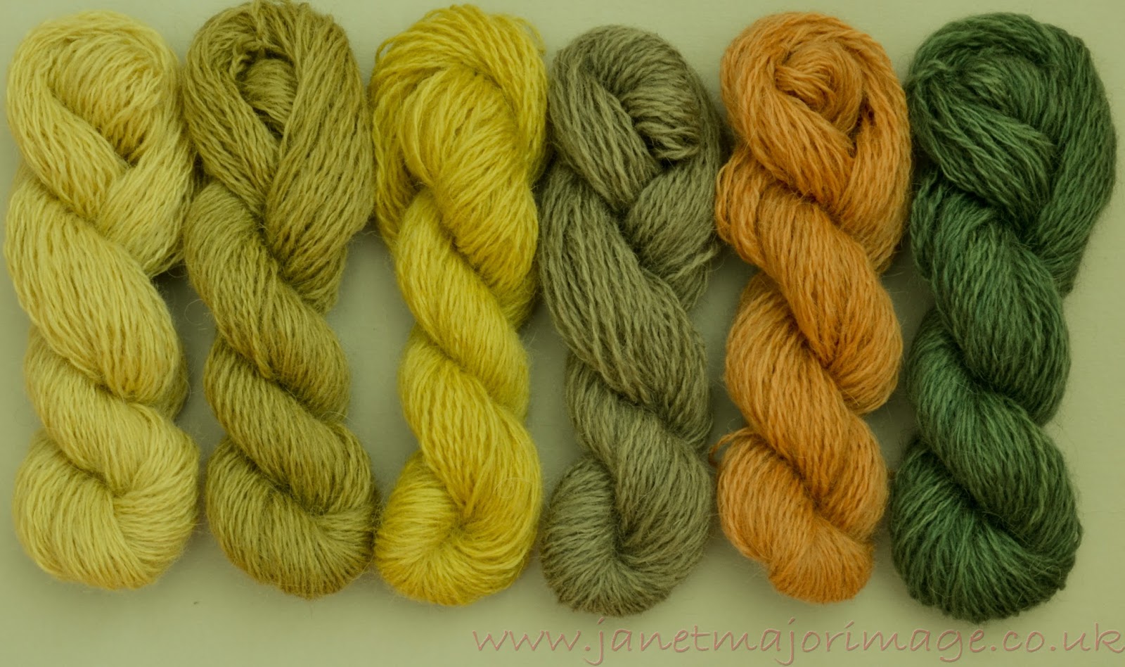 image jems: Dyeing with ground elder