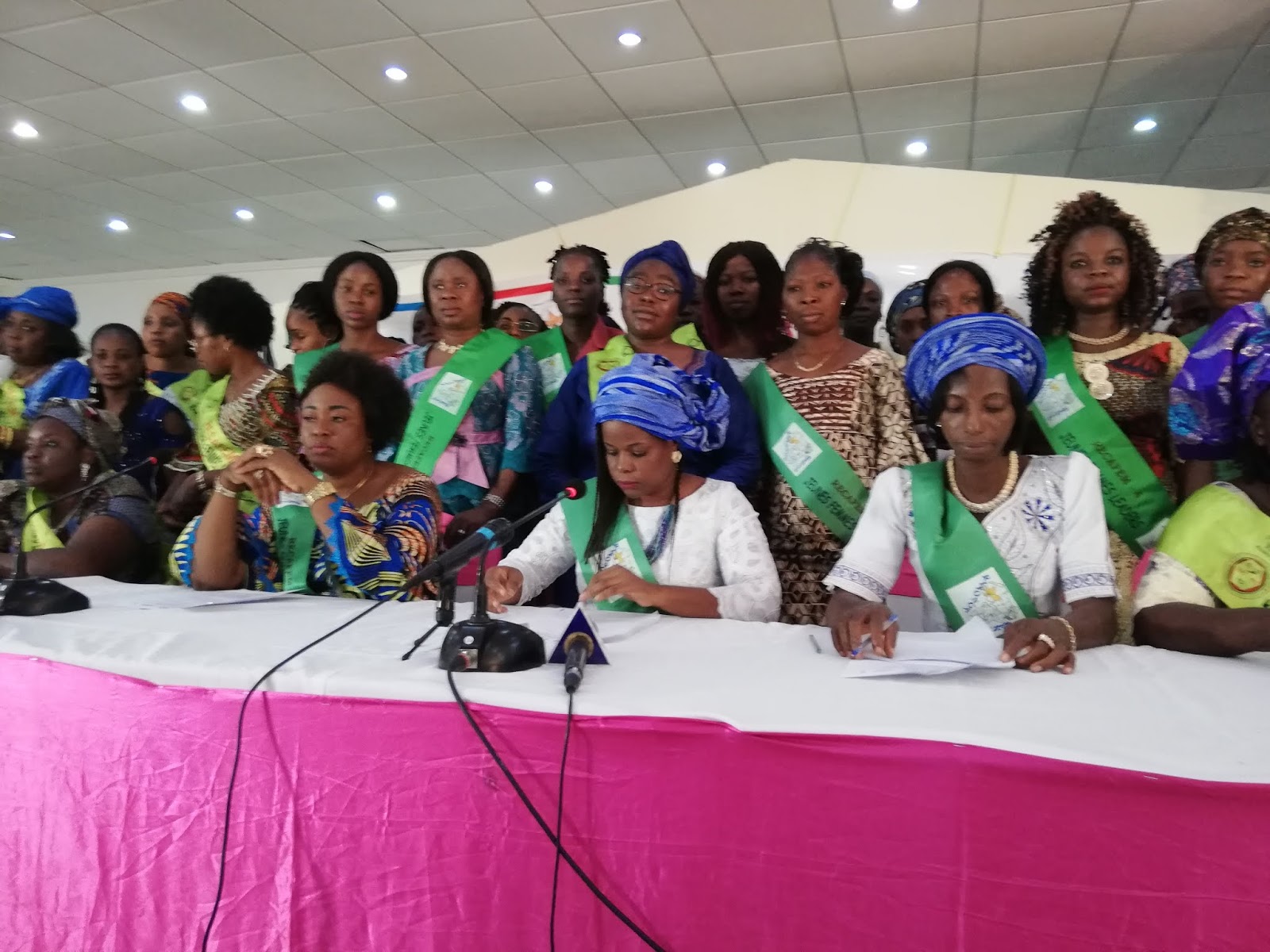 QUINZAINE DU LEADERSHIP FEMININ AU BENIN : Message des jeunes femmes ...